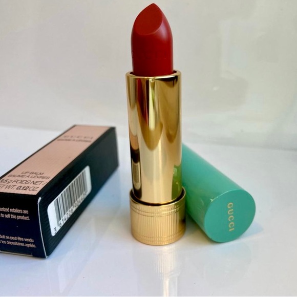 Gucci | Makeup | Gucci Hydrating Lip Balm Penelope Plum | Poshmark